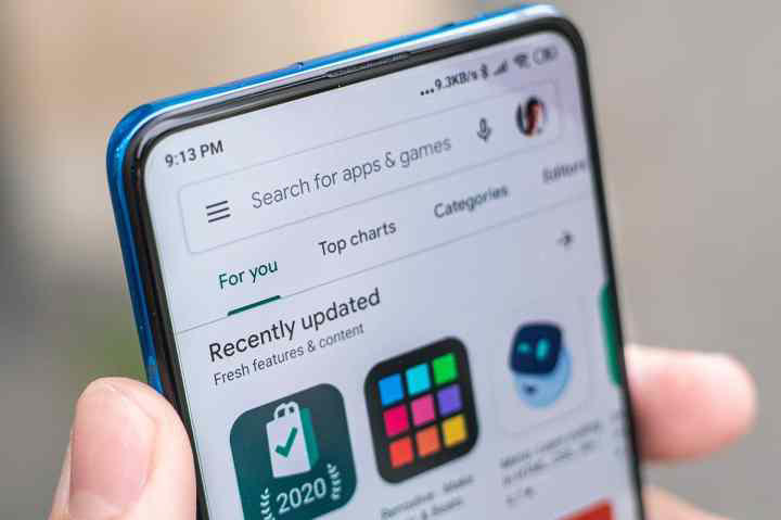 You can now remotely uninstall Android apps from any of your phones