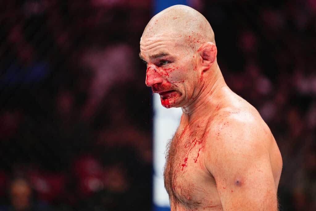 Sean Strickland supports UFC star who likened White House card to The ...