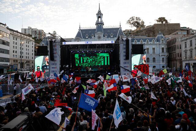 “Les pido que conversen con la vecina que tiene dudas”: Jara llama a ...