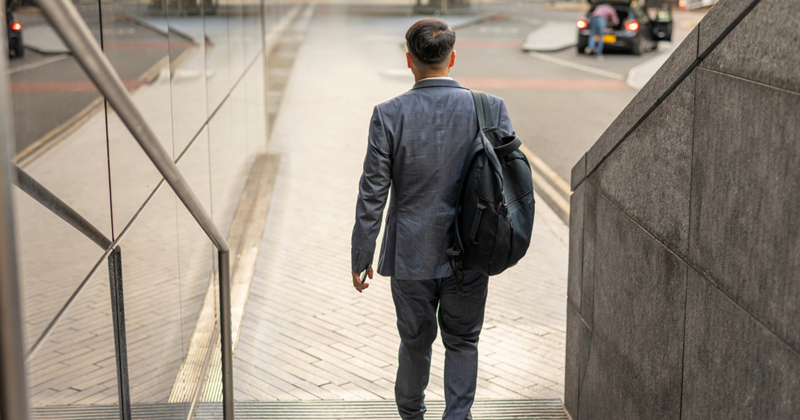 Employee leaves work after being 15 minutes late to 8-hour shift ...