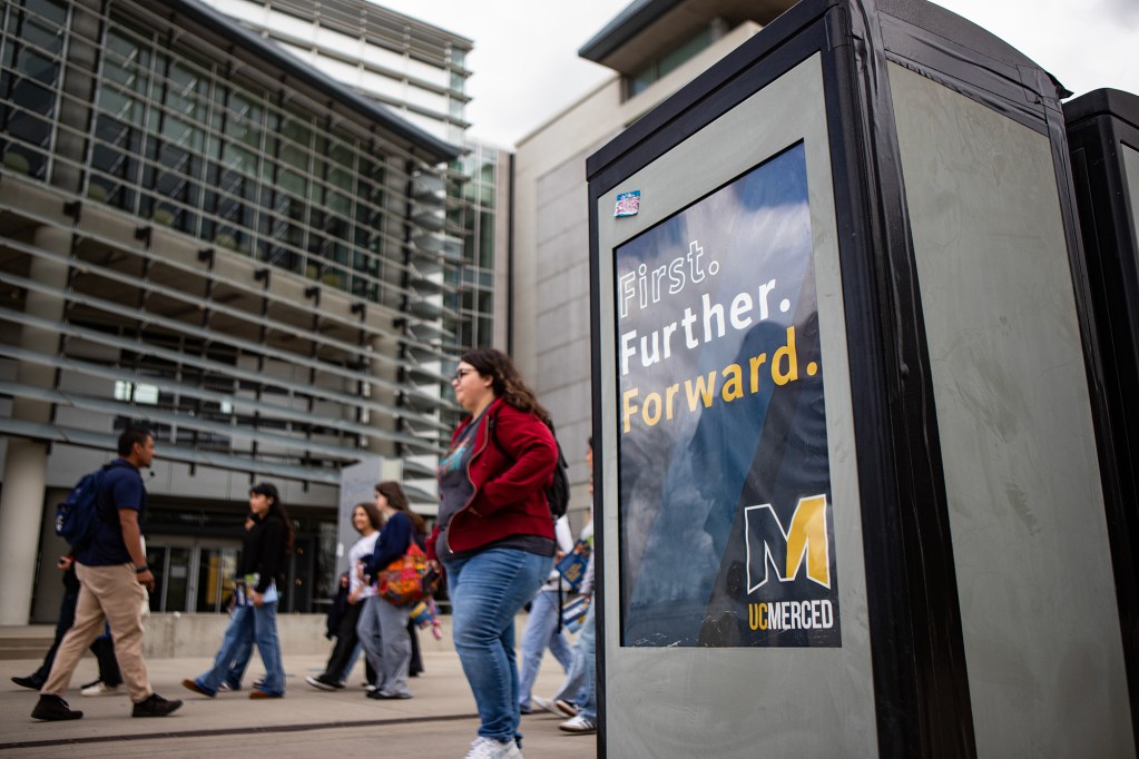 California colleges must target financial aid to students who need it ...