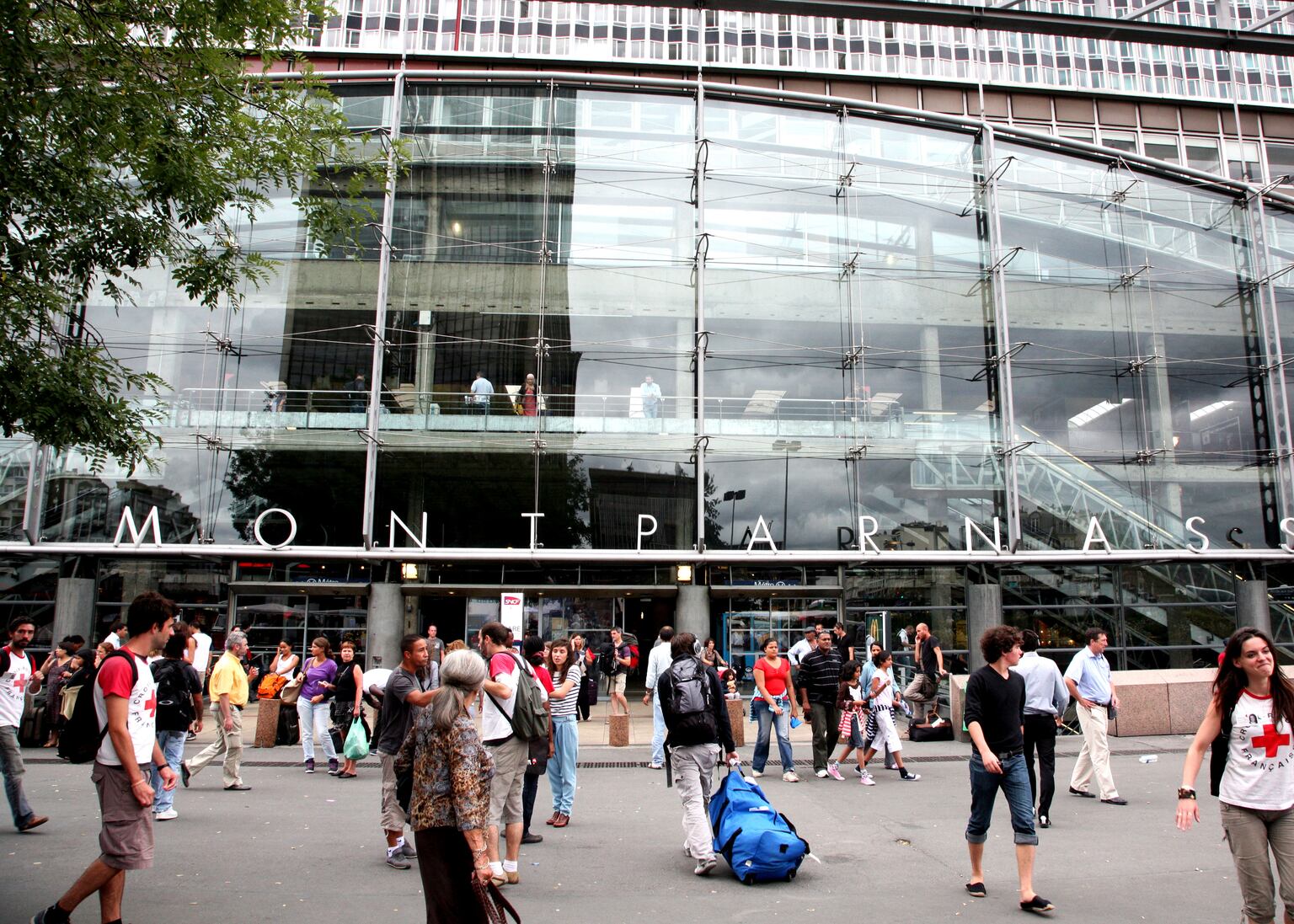 Armed police in Paris wound knife-wielding man at Montparnasse train ...