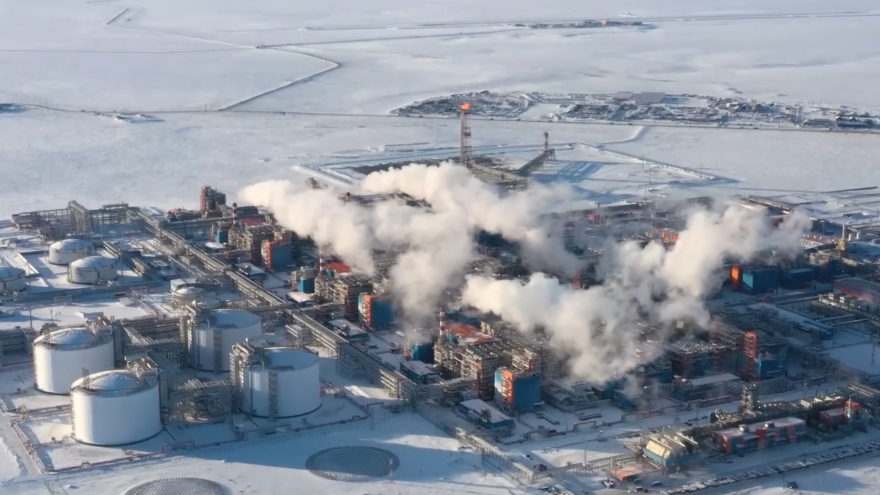 $27 Billion Frozen Fortress: How Russia’s Northern LNG Gamble Is ...