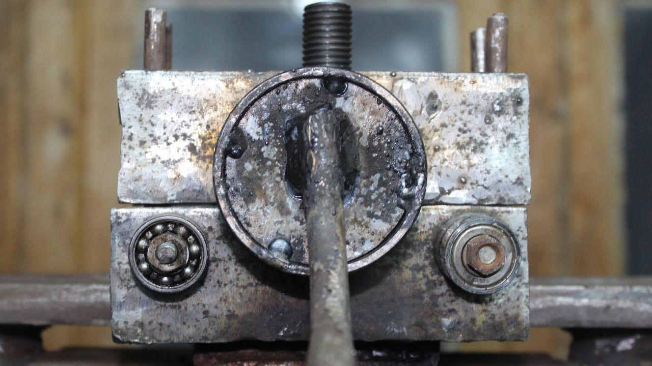 Make a ring roller bending machine