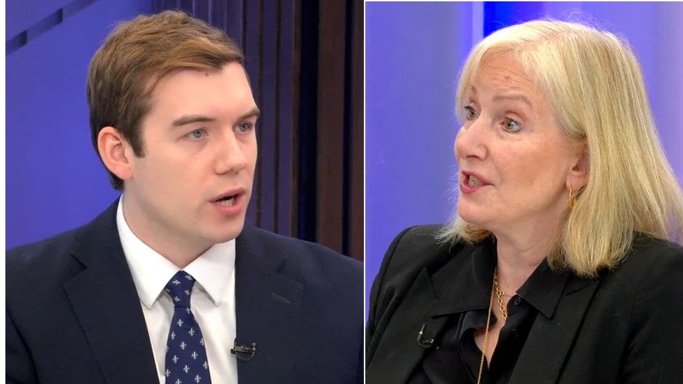 Charlie Peters gives ex-BBC journalist 'front row seat' to a GB News ...