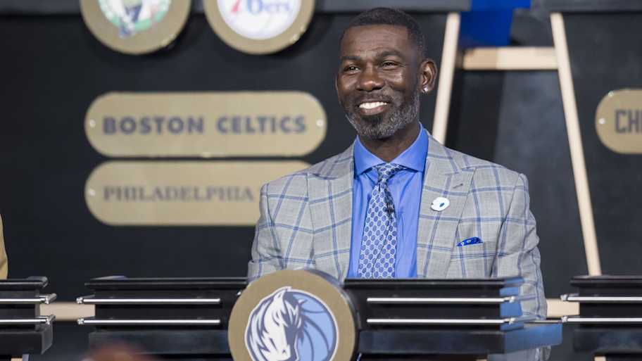 Mavericks fans' worst fear with the new GM finally erased