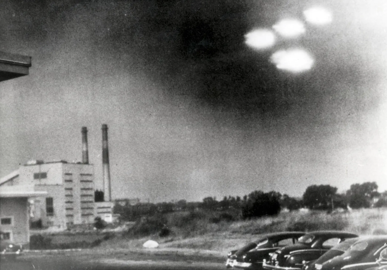 17 Pathetic Times People Cried 'Aliens' When it Wasn't