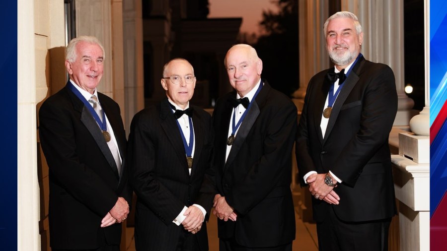 Indiana Academy inducts four at 54th annual gala, including Evansville ...