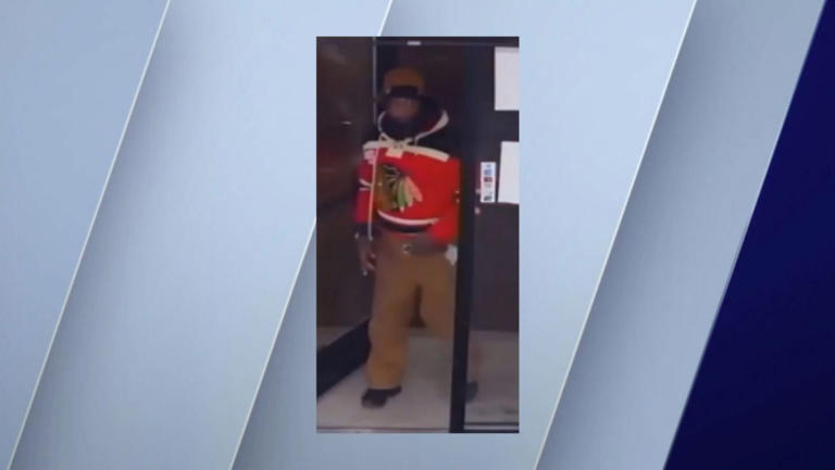 Police share new photos of men wanted in connection with deadly robbery ...