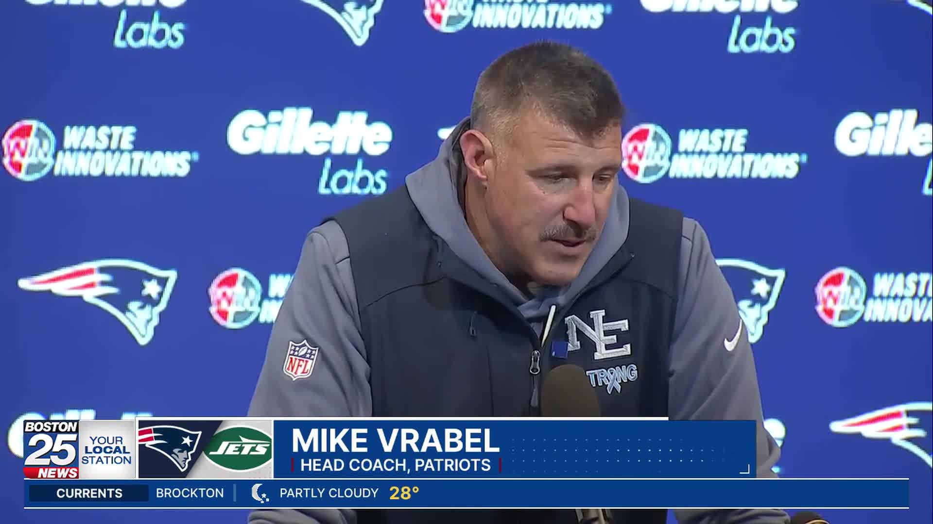 TreVeyon Henderson scores 3 TDs as Patriots defeat Jets to earn best ...