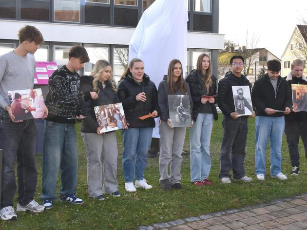 Denkmal für Dr. Hans-Georg Früchte in Sulzemoos: Eine Hommage an einen ...