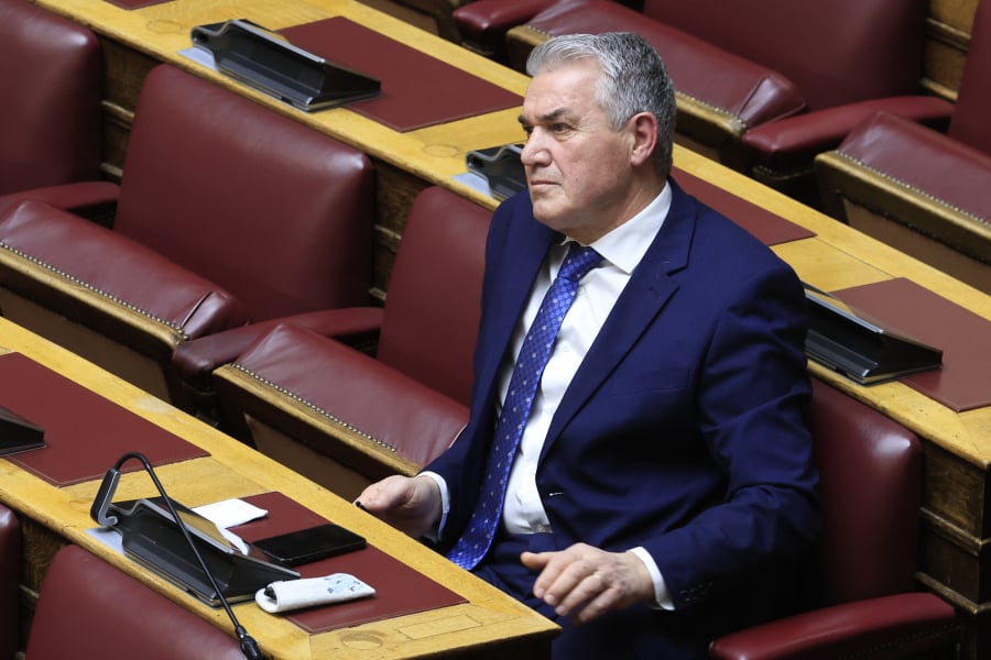 Δ. Κυριαζίδης: «Δεν βγαίνω με τα 5.000 ευρώ της βουλευτικής αποζημίωσης ...