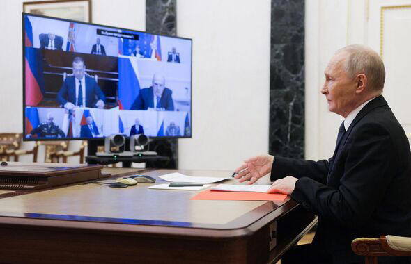 Claims of 'fake death' as Wagner Group's Yevgeny Prigozhin '100% still ...