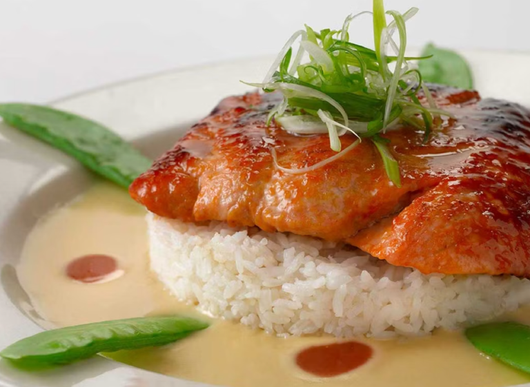 5 Chains With the Best Grilled Salmon, Say Chefs