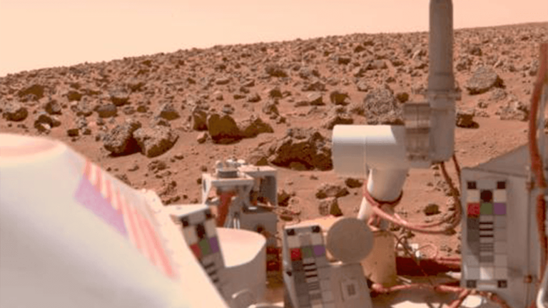 Did NASA's Viking Mission Find Evidence Of Extant Life On Mars? It's ...