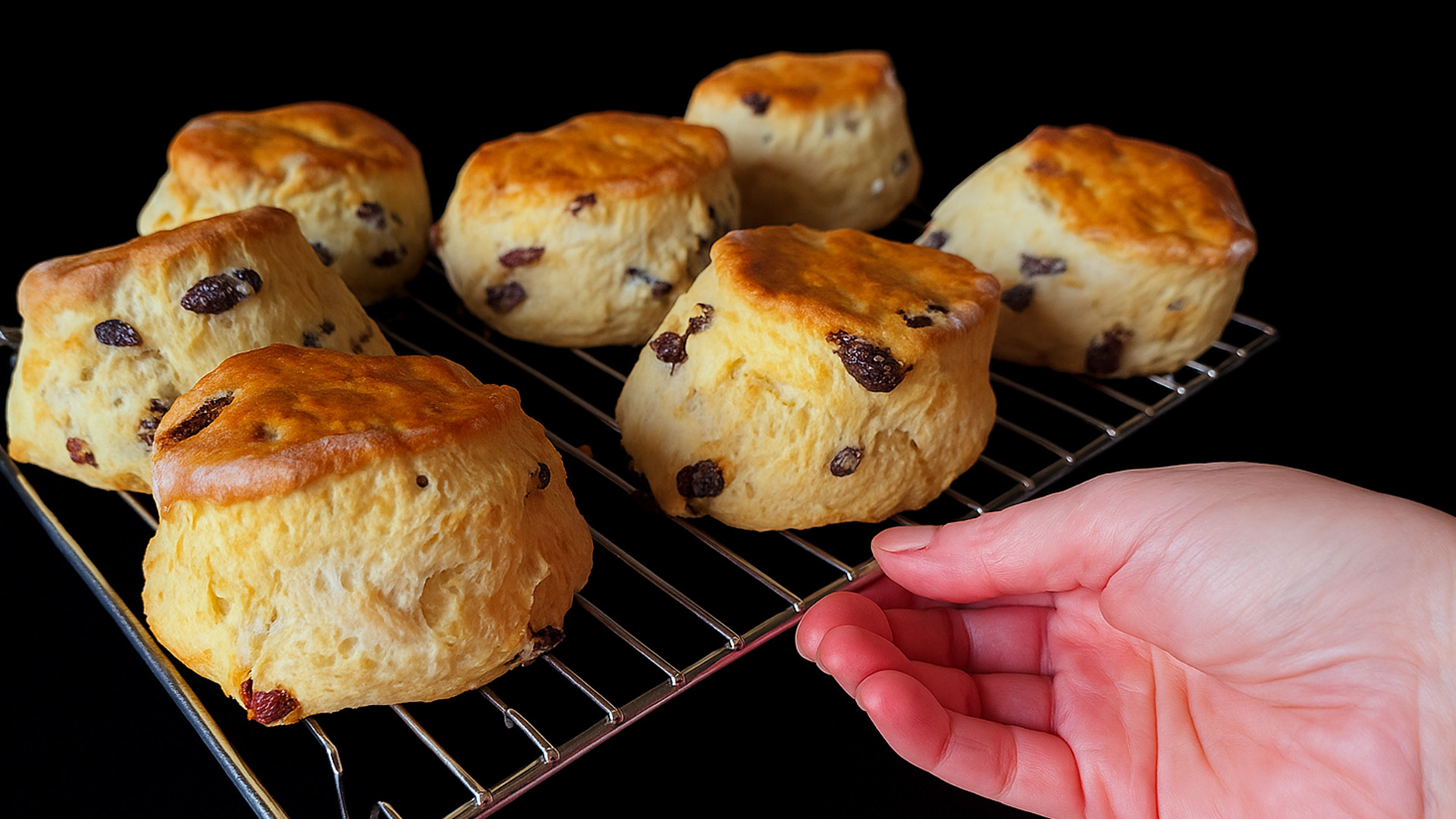 How to Make Traditional Raisin Scones at Home