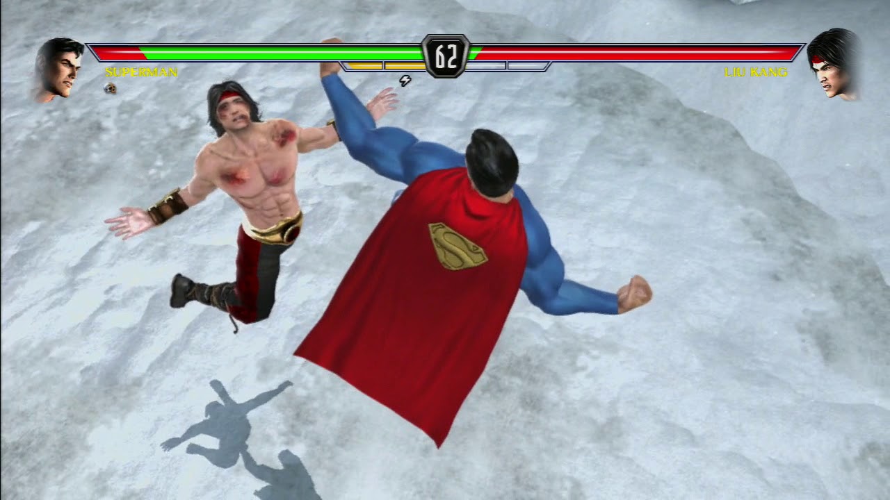 MK vs DC battles Superman vs Liu Kang