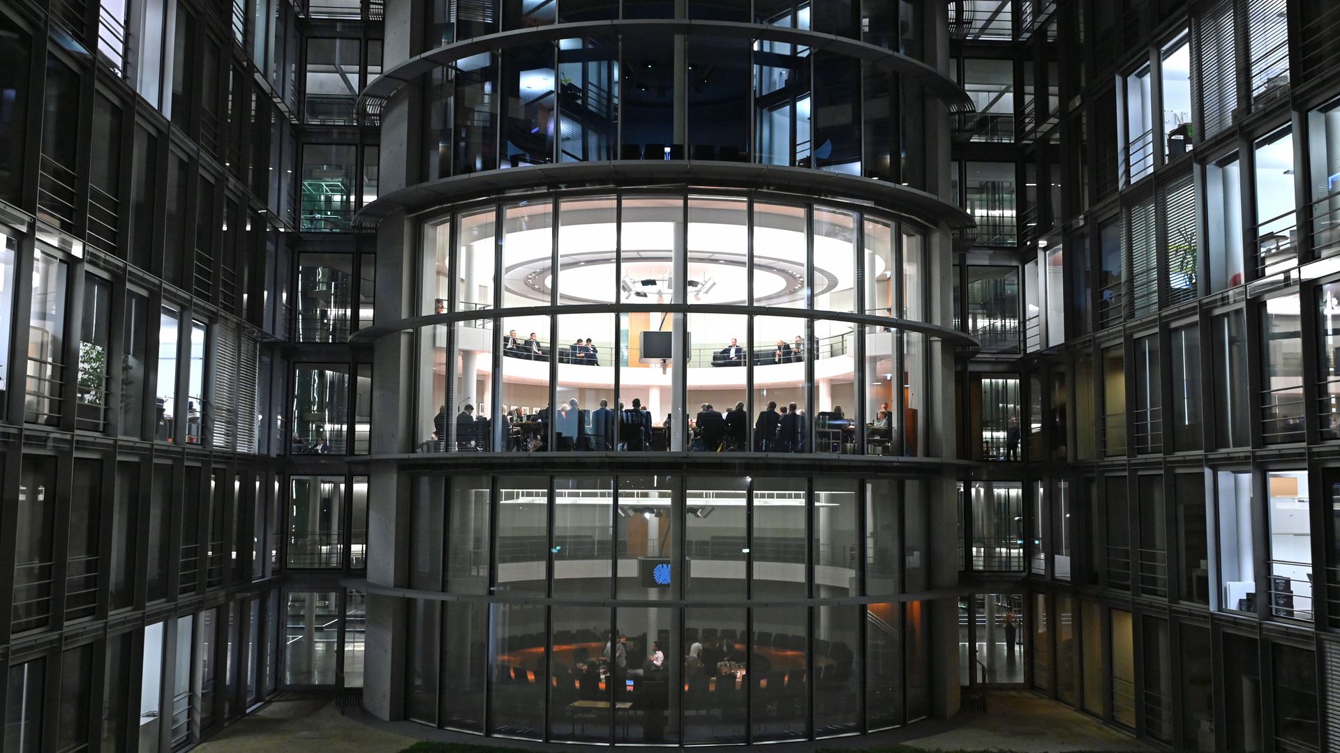 Bundestag: Polizei warnt Fraktionen vor verdächtigen USB-Sticks