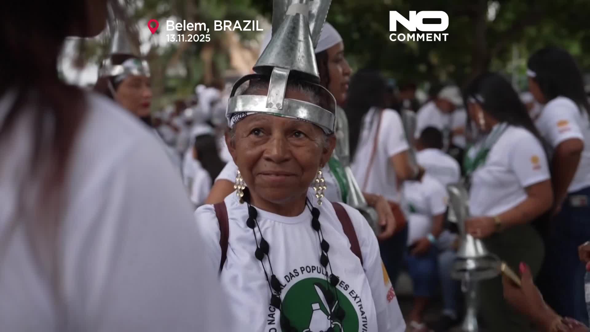 Caucheros marchan en Belém, reclaman el fin de la deforestación en la COP30