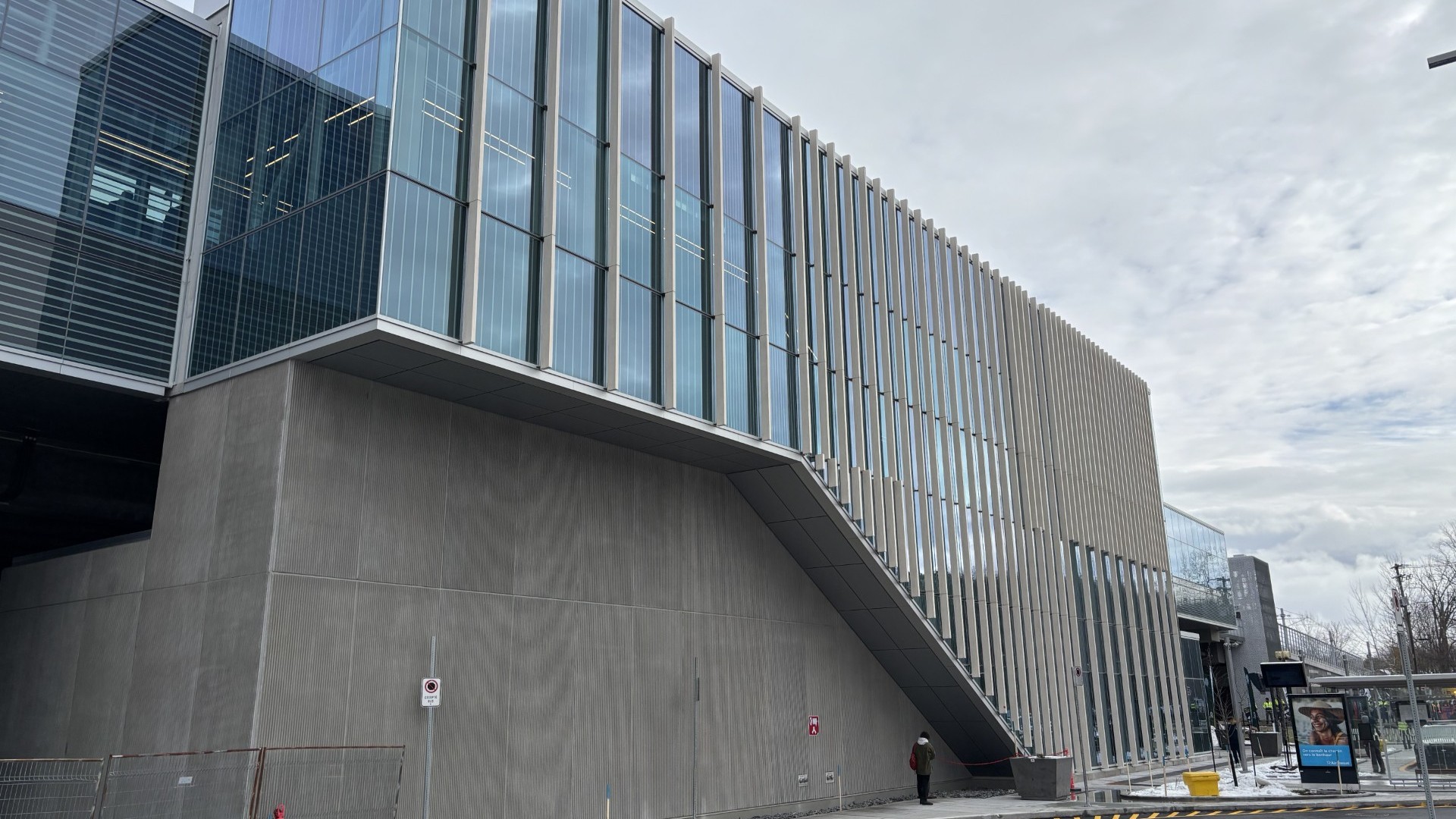 L’antenne Deux-Montagnes du REM inaugurée