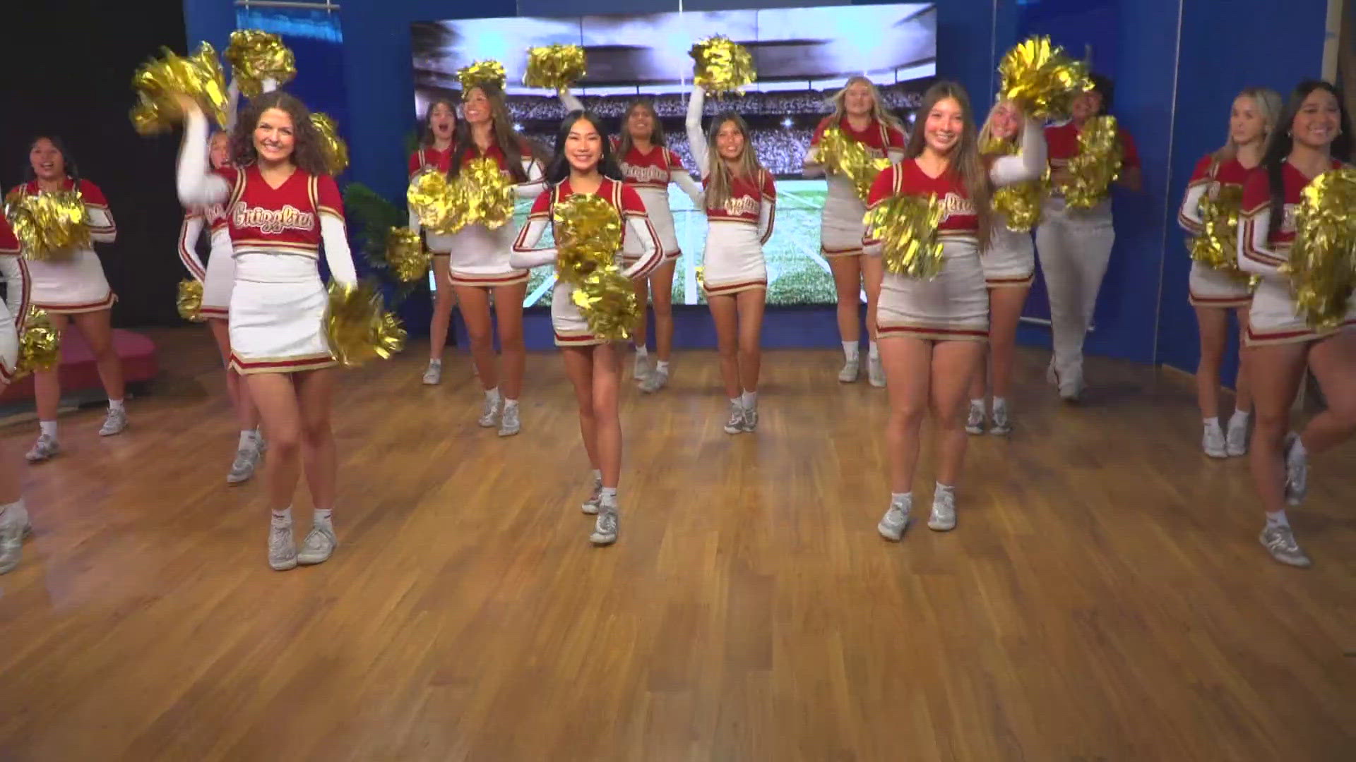 Friday morning cheer | Mission Hills Cheer prepares for Friday night's ...