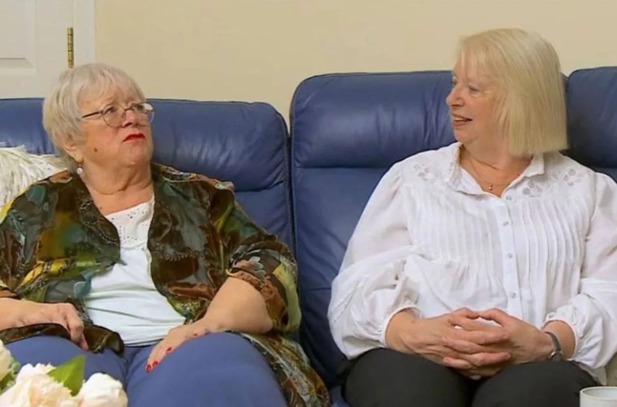 Who is in Gogglebox cast as five new households join