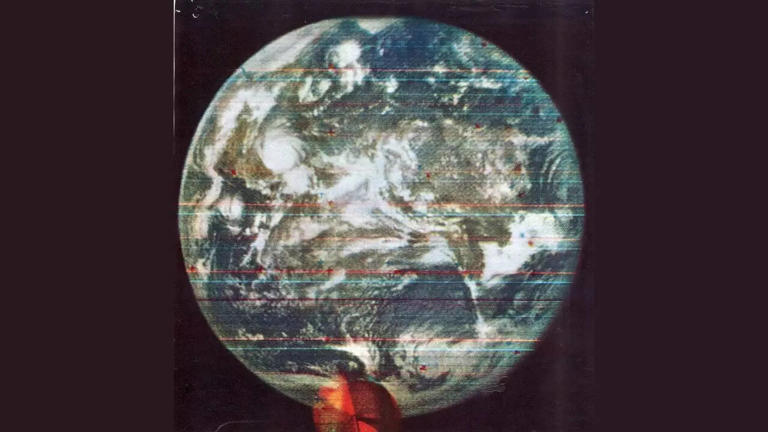How was the first full-colour photograph of Earth captured by NASA