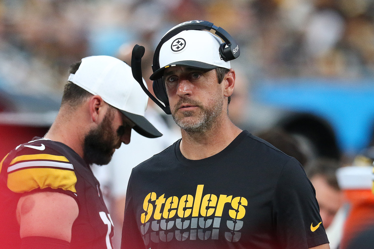 Aaron Rodgers’ net worth (& how he invests his NFL income)