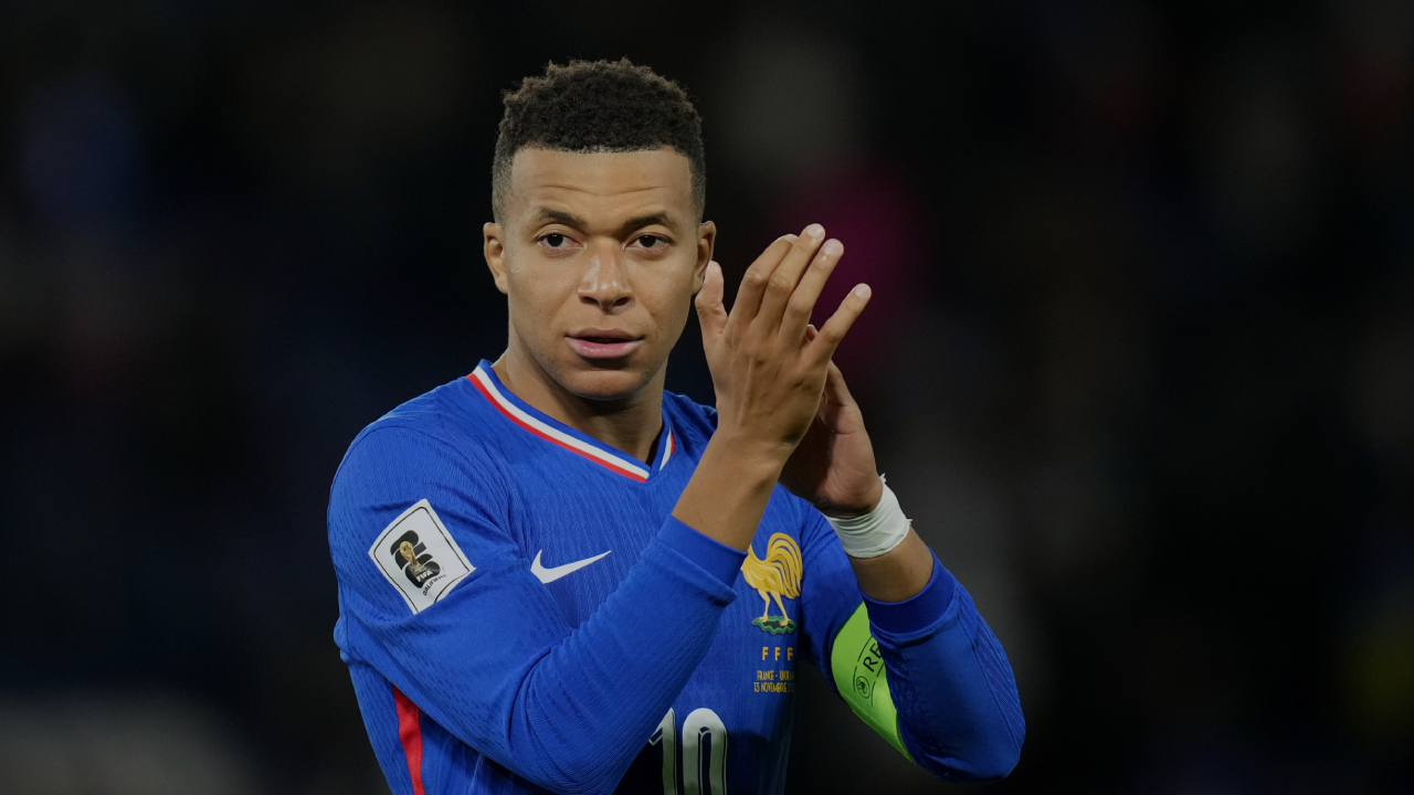 Kylian Mbappe Breaks Lionel Messi's World Record; Becomes First Player ...