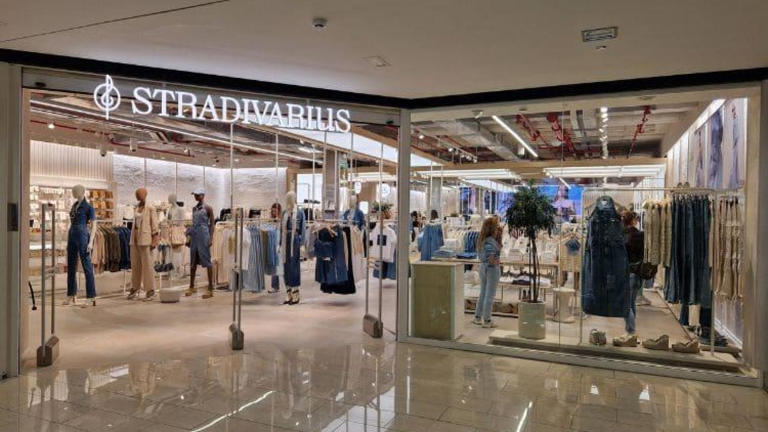 Triunfa en Stradivarius la chaqueta acolchada más elegante y cómoda del ...