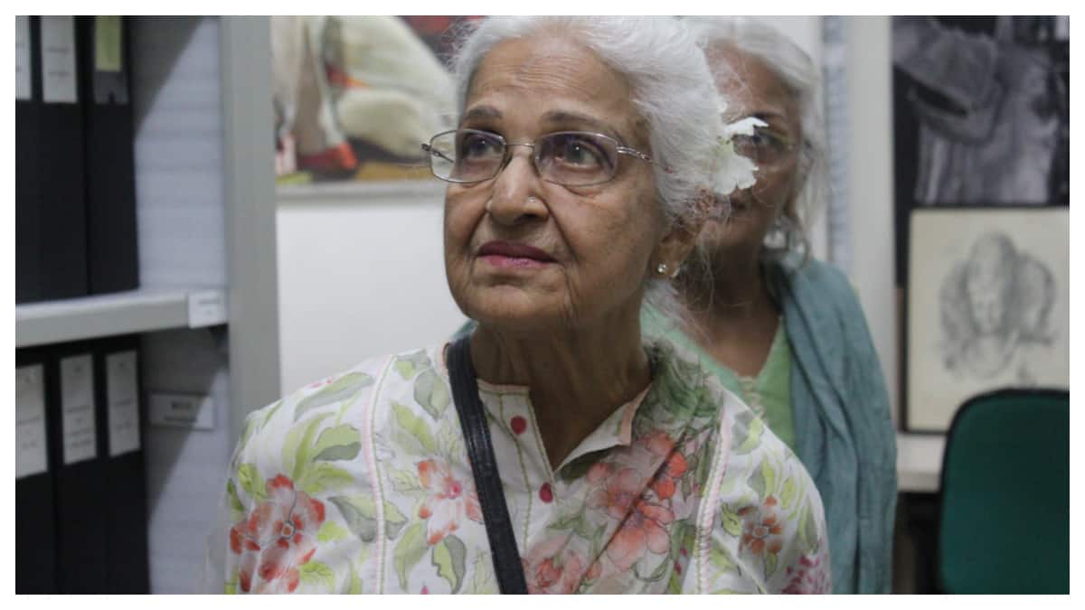 Kareena Kapoor, Shahid Kapoor Pay Emotional Tributes To Kamini Kaushal