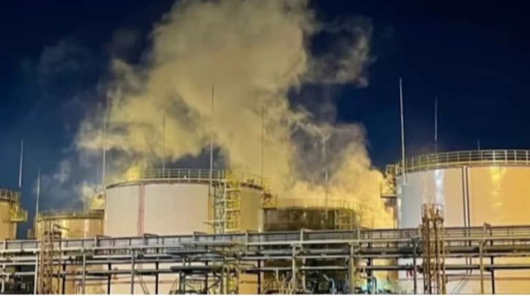 Russia's Saratov oil refinery has stopped operations since 11 November ...