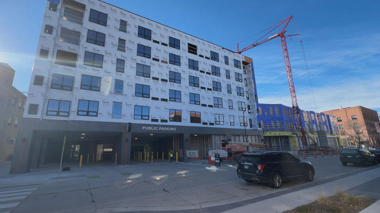 New downtown Fargo parking garage opens
