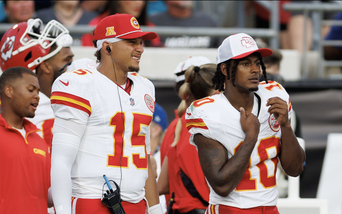 Patrick Mahomes, Chiefs Get Concerning News Before Cowboys Game