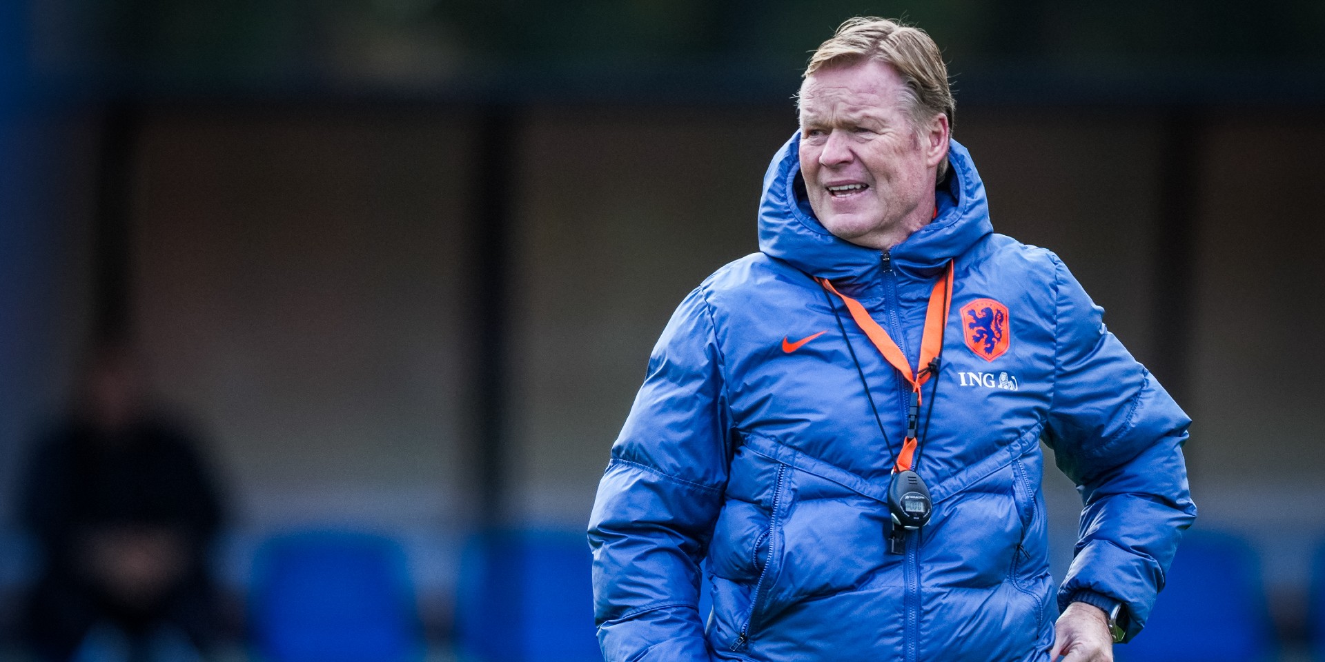Janssen en Kieft zijn het helemaal oneens over toekomst van Koeman bij ...