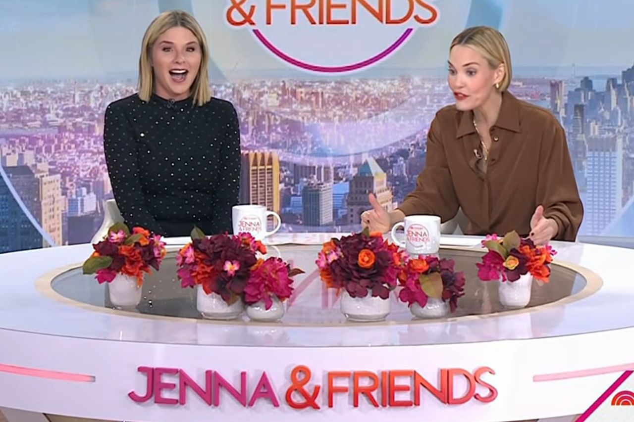 Jenna Bush Hager Reveals She Had 19 Bridesmaids to Her Shocked Staff ...