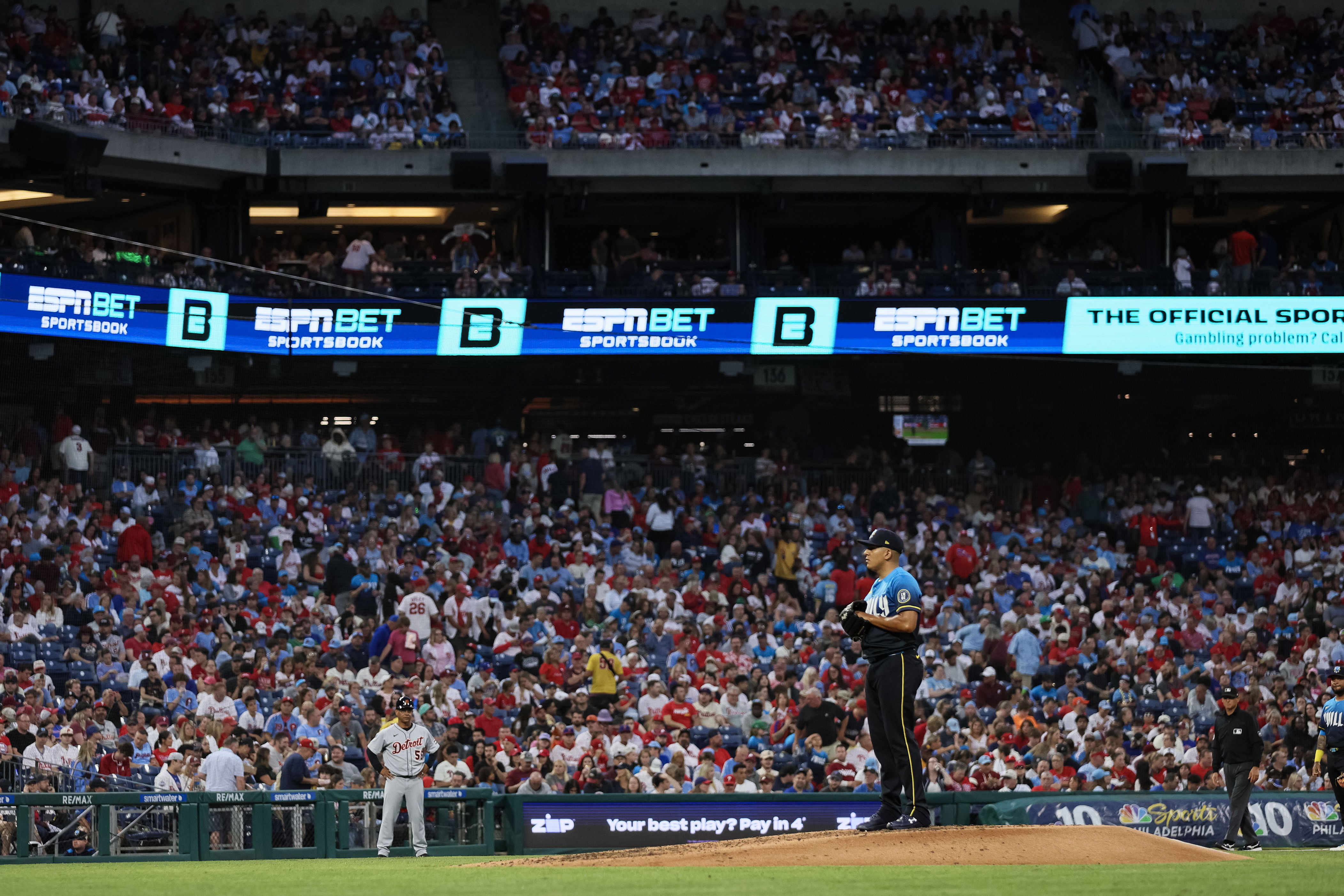 Blue Jays predicted to land Phillies All-Star on 5-year, $115M deal