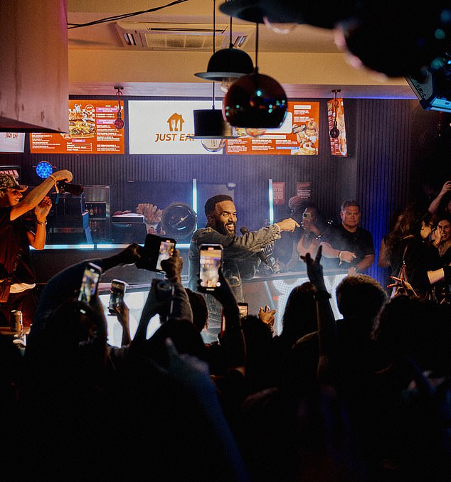 Craig David delights fans as he performs intimate one-off gig at local ...