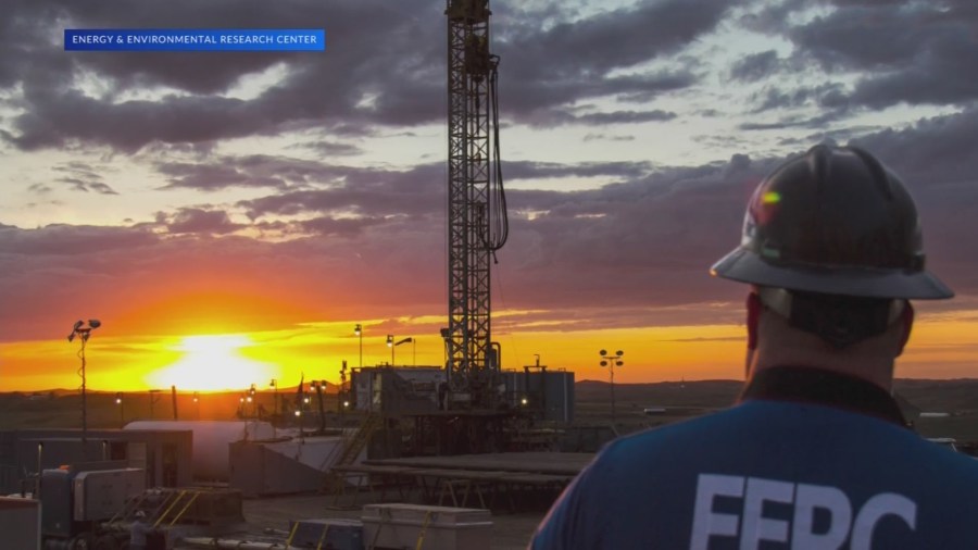 Hoeven’s ‘Crack the Code 2.0’ seeks to use billions of barrels in oil ...