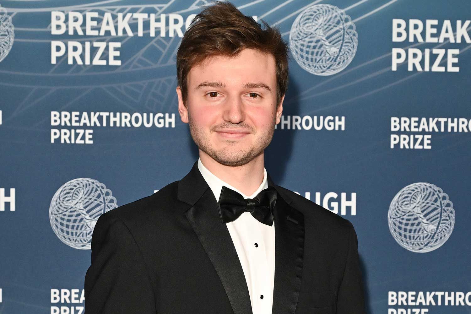 World's 'Youngest Self-Made Billionaires' Slammed by Some Contractors ...