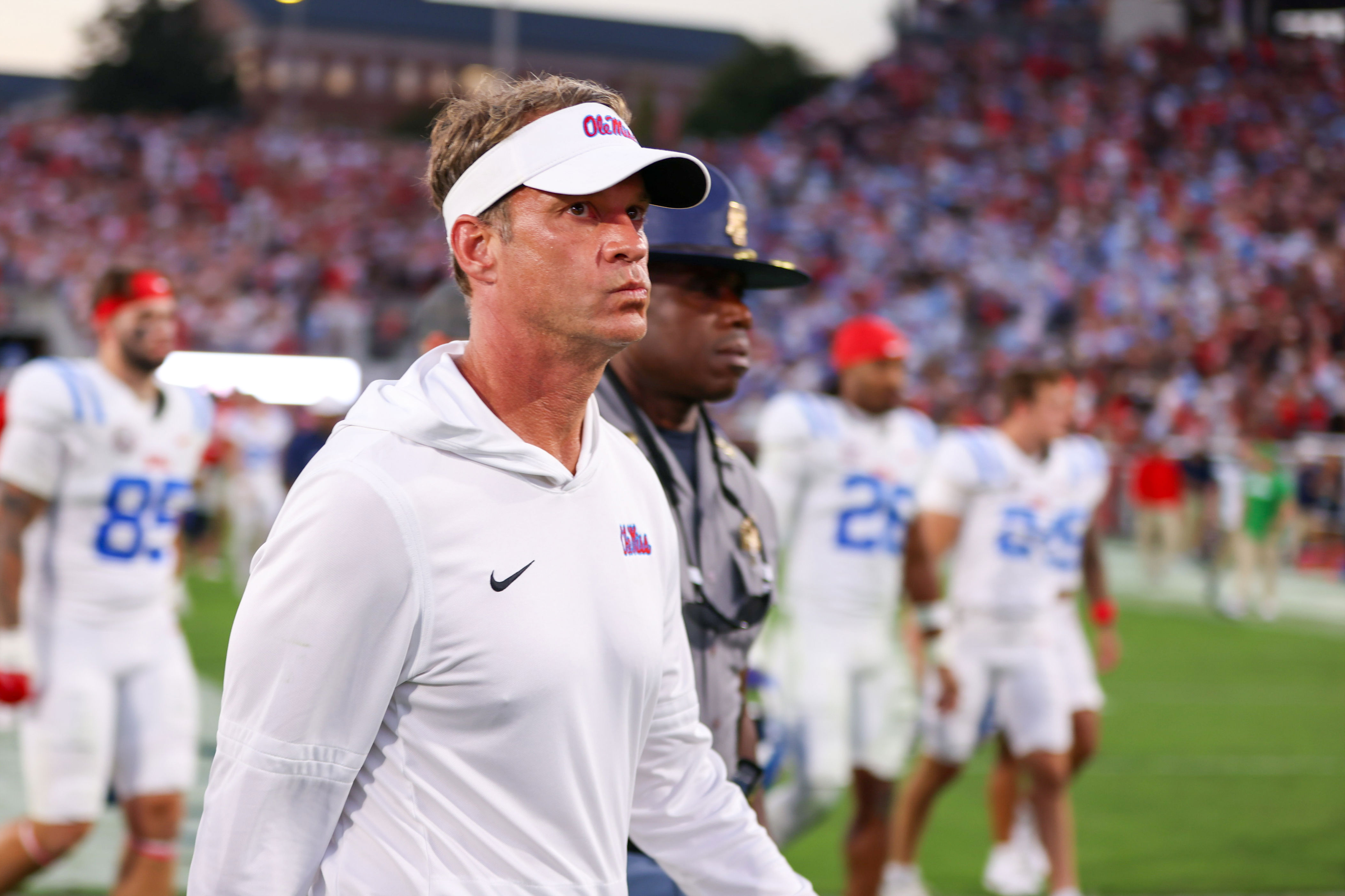 It's not Lane Kiffin's fault for putting Ole Miss in limbo. Blame ...