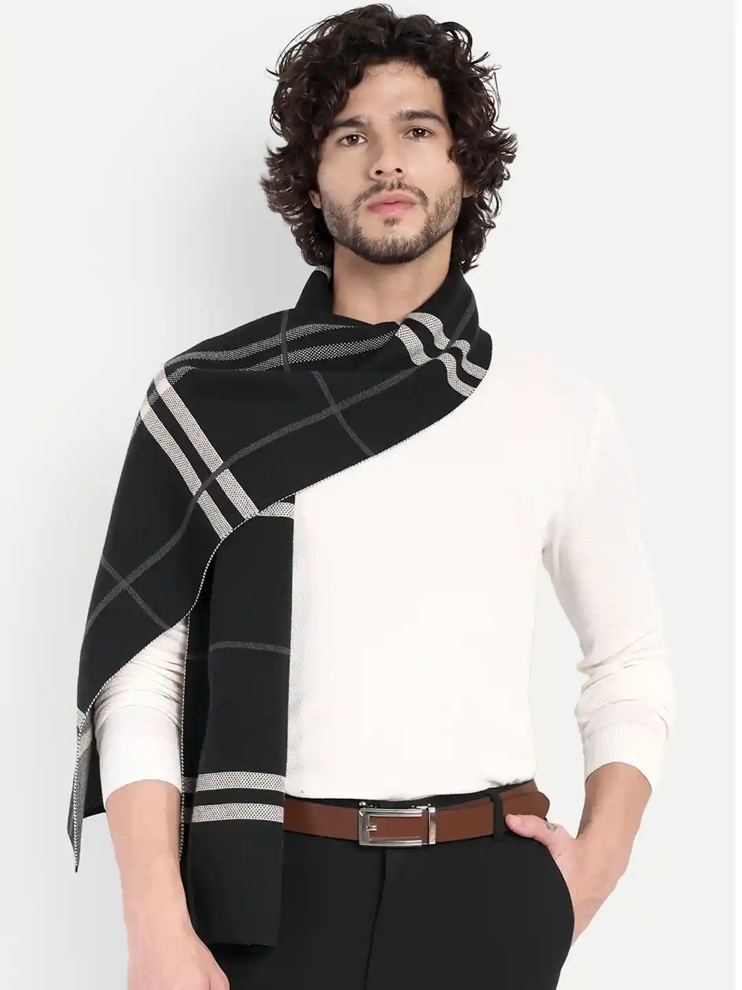 Men’s Mufflers That Redefine Winter Elegance