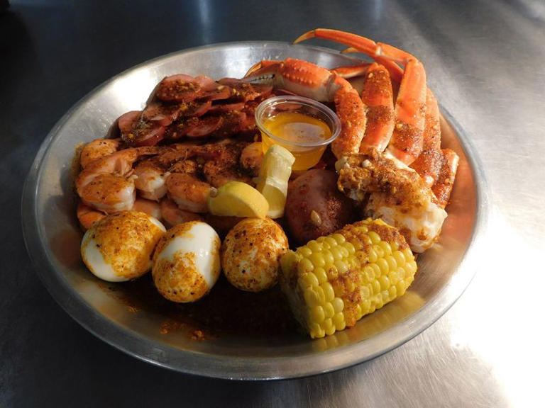 14 Nevada Catfish Eateries Locals Swear Have The Freshest Catches In Town