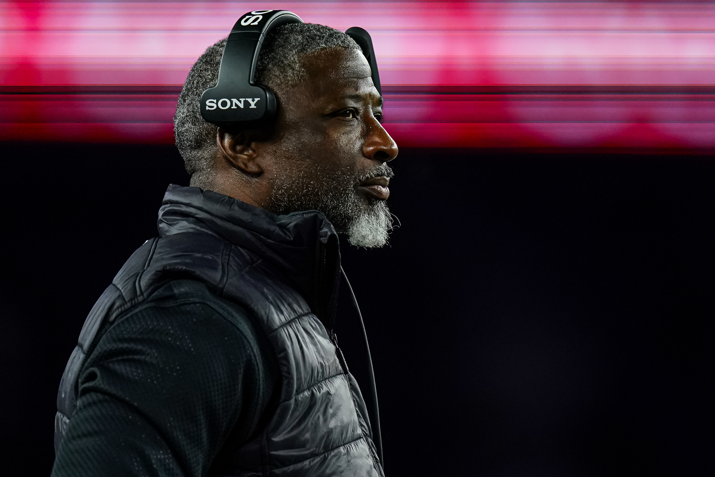 Jets' Aaron Glenn may finally be ready to make Justin Fields, Tyrod ...