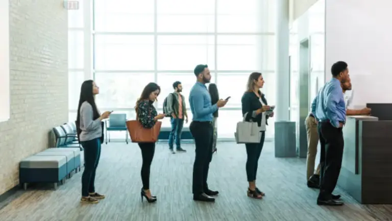 Banco confirma que no cerrará el 17 de noviembre aunque sea día festivo ...