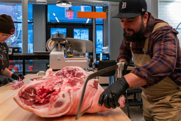 Detroit’s all-new Marrow in the Market opens with chicken ‘sleeper dish ...