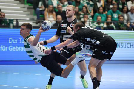 37-38: ¡Sporting-Füchse bestial! Gidsel y Kiko Costa la lían de nuevo ...