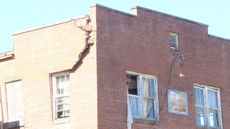 Demolition set for Charleston building that partially collapsed on ...