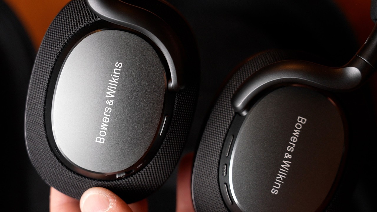 These headphones sound like water? Bowers & Wilkins PX7 S3