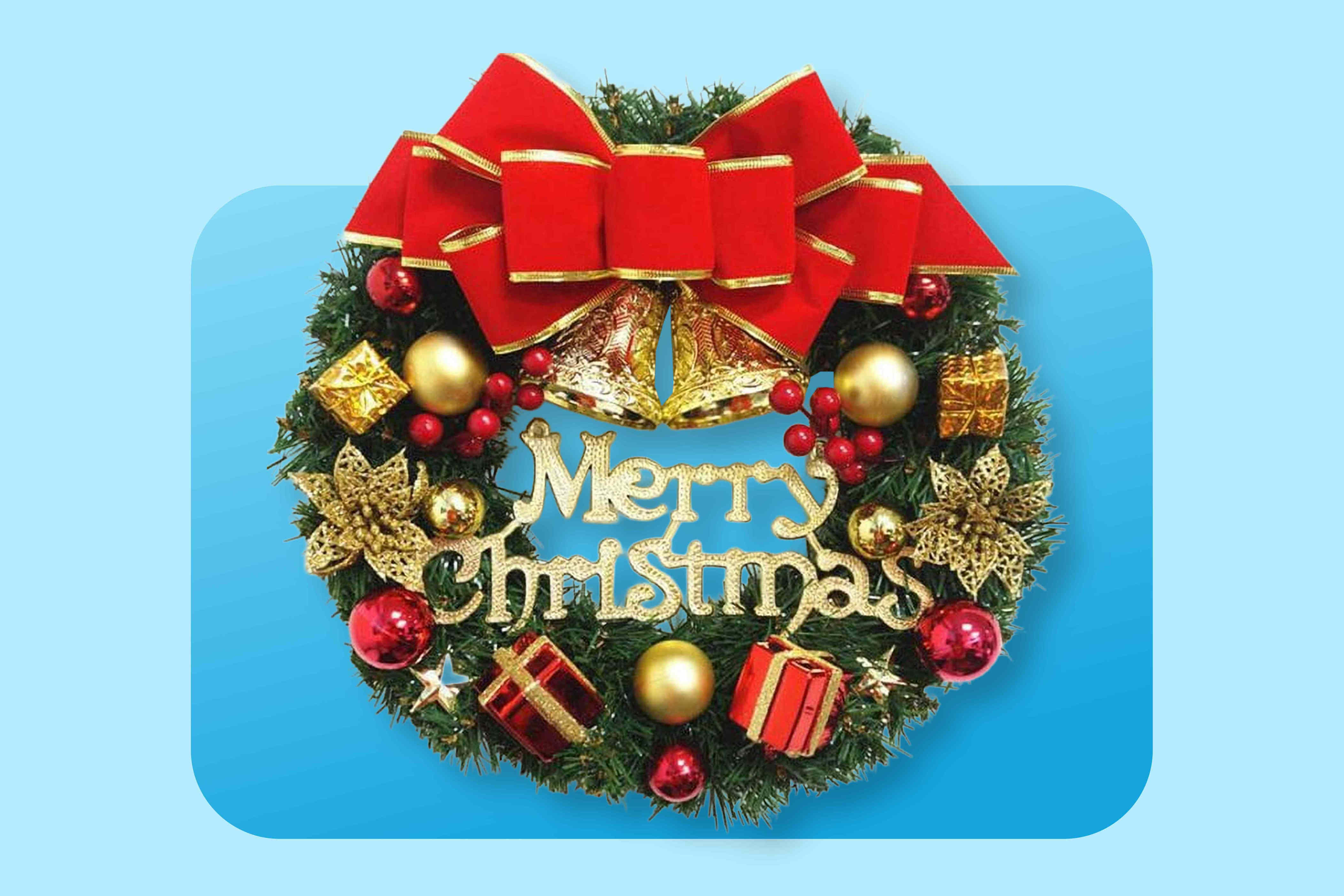 We Found the Best Christmas Wreaths to Brighten Up Your Front Door This ...